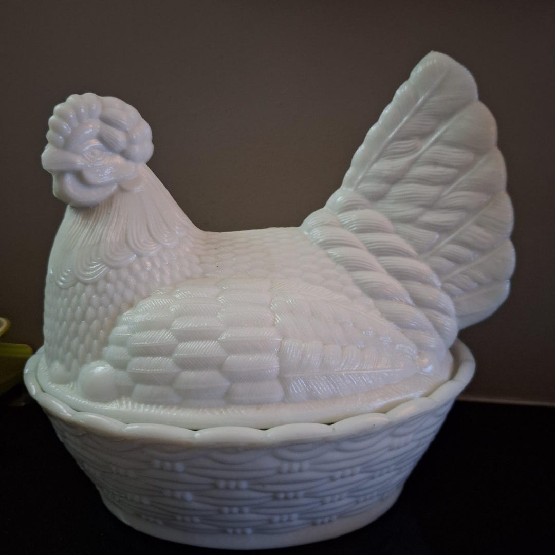 VINTAGE Large White Milk Glass Chicken Hen Lidded Dish Bowl Egg Storage ...
