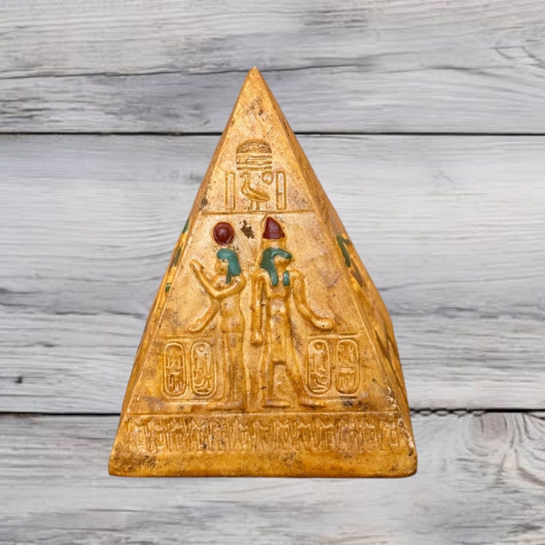 Great Pyramid of Giza Egyptian Pyramid Statue Unique Symbol of Ancient ...