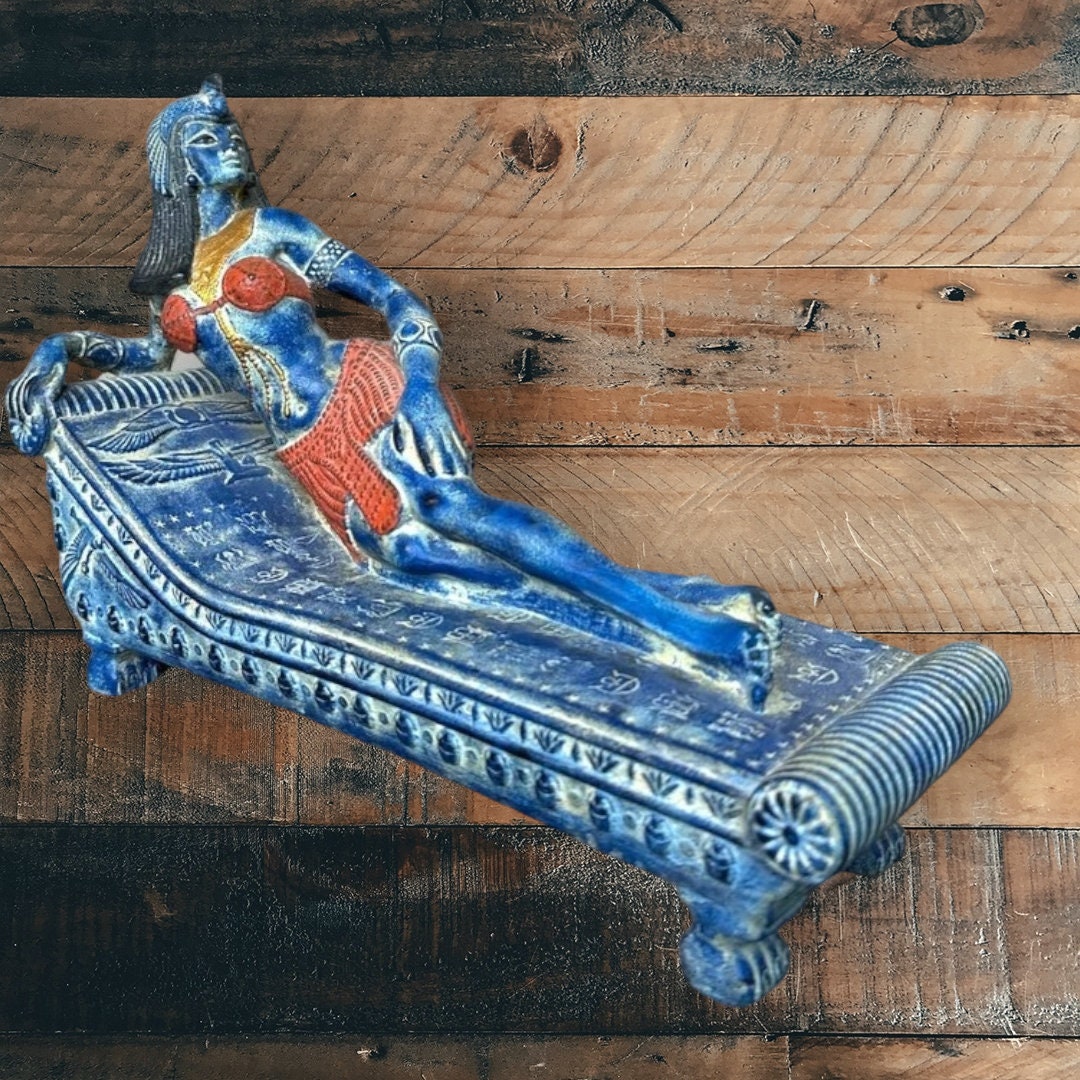 Best Queen Cleopatra Statue Sitting on Her Throne From Lime Stone Made ...