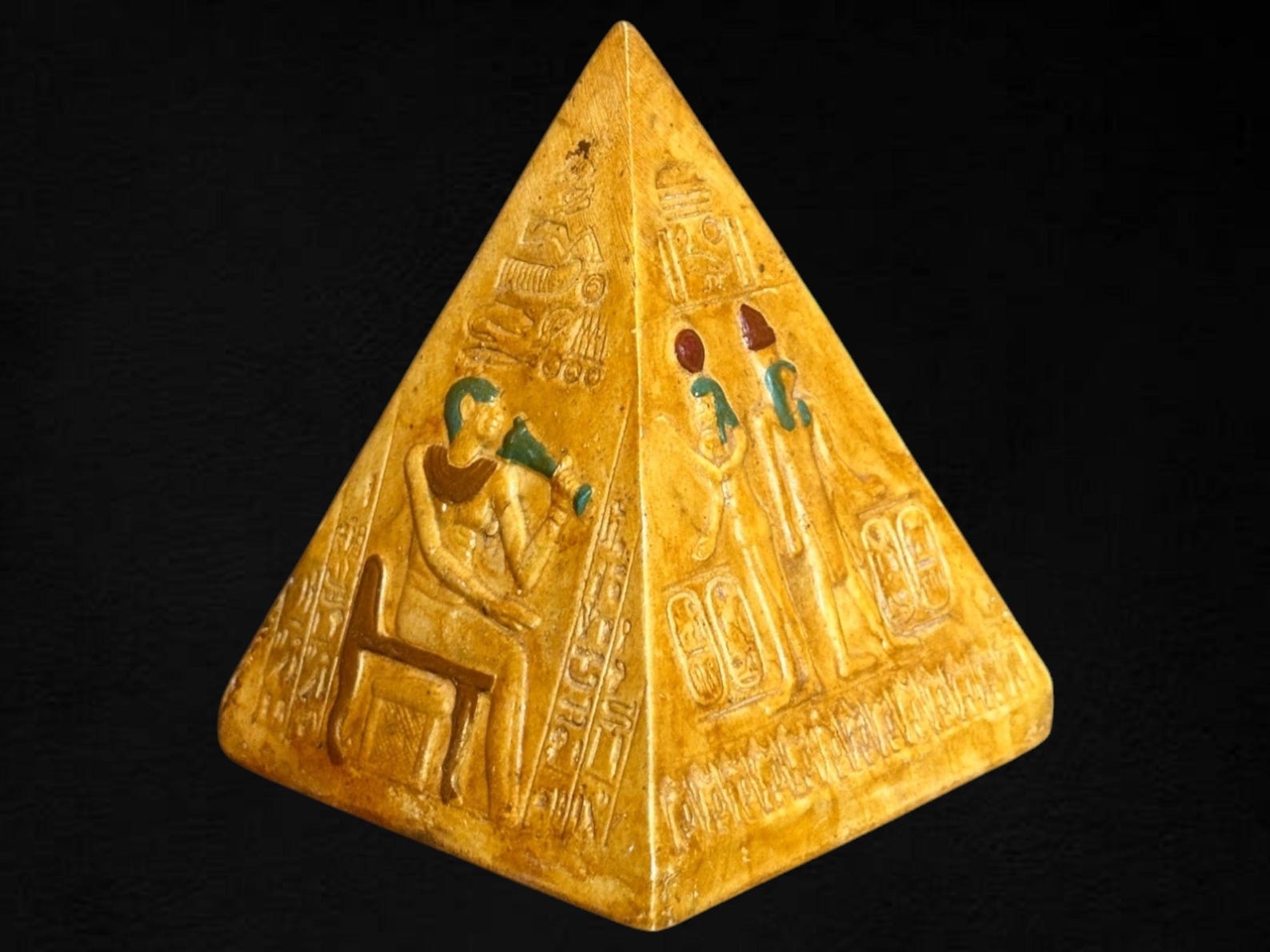 Great Pyramid of Giza Egyptian Pyramid Statue Unique Symbol of Ancient ...