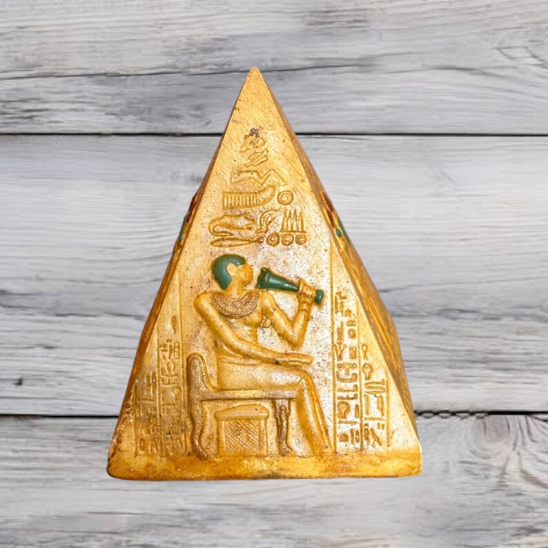 Great Pyramid of Giza Egyptian Pyramid Statue Unique Symbol of Ancient ...