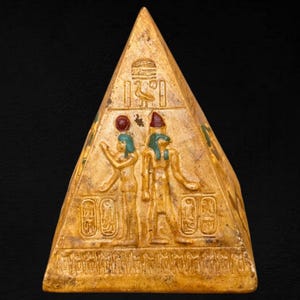 Great Pyramid of Giza Egyptian Pyramid Statue Unique Symbol of Ancient ...
