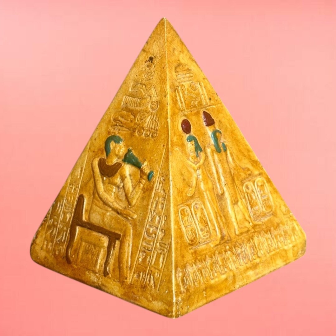 Great Pyramid of Giza Egyptian Pyramid Statue Unique Symbol of Ancient ...