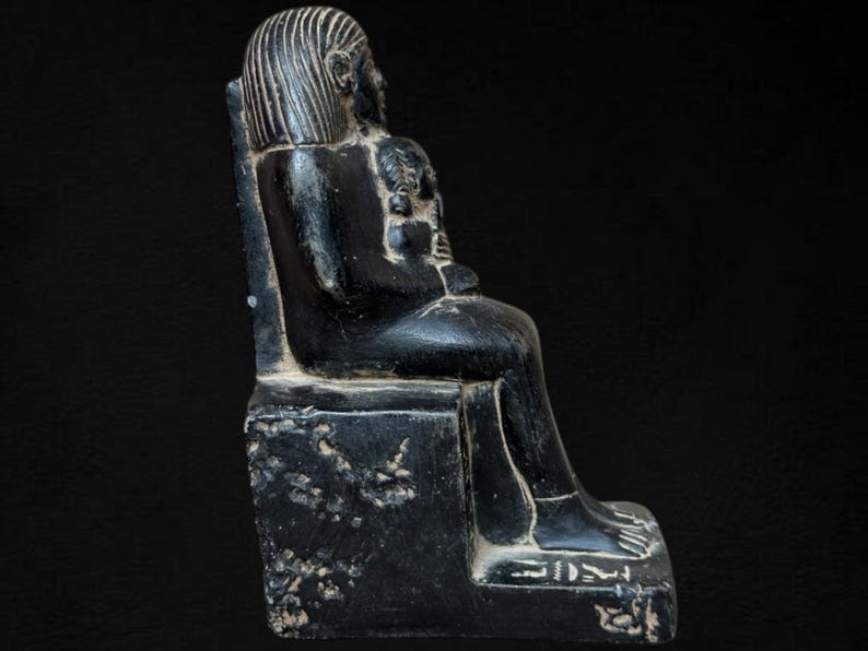 Seated Senenmut Statue Holding Neferure Daughter of Queen Hatshepsut ...