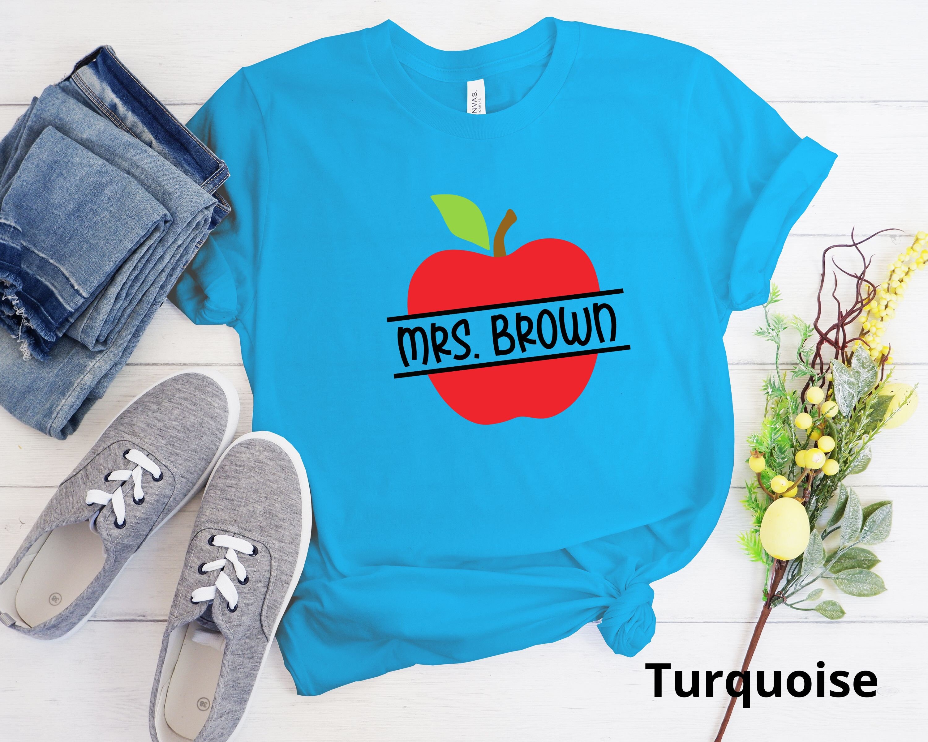 Personalized Apple Teacher Shirt Gift for Teacher Teacher - Etsy
