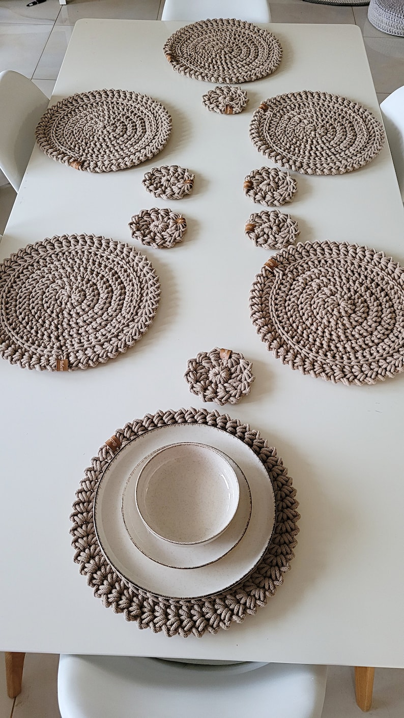 Natural Woven Placemats for Table Setting, Set of 2-4, Cotton Braided ...