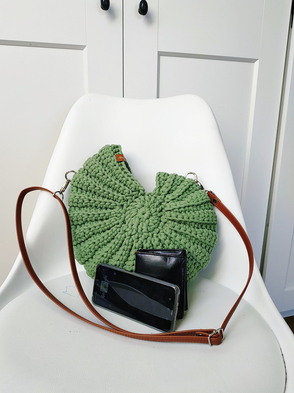Nautilius Seashell Crossbody Bag, Crochet Shell-shaped Bag in Sage Moss ...