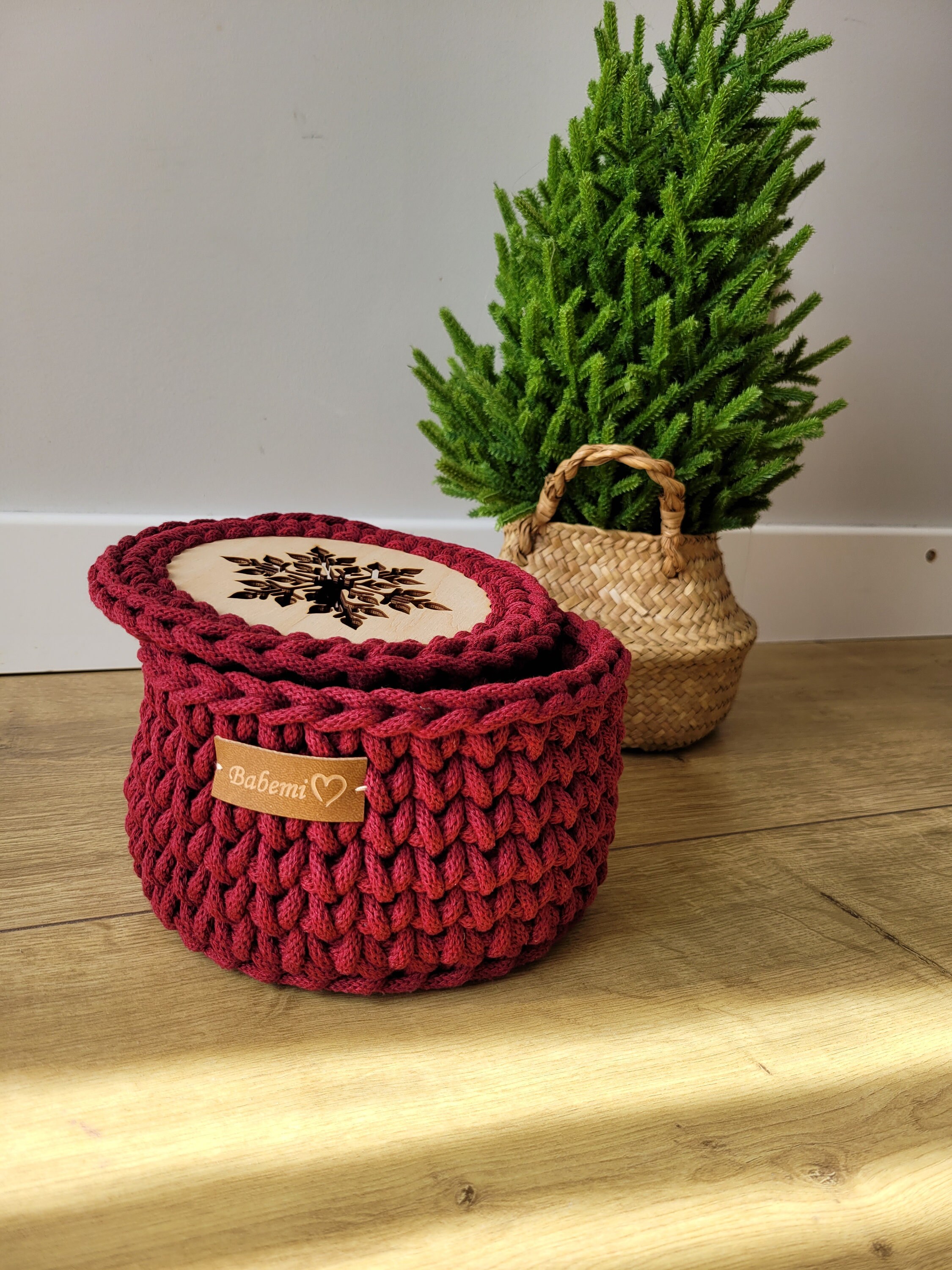 Christmas Gift Basket, Crochet Basket With Plywood Snowflake Lid ...