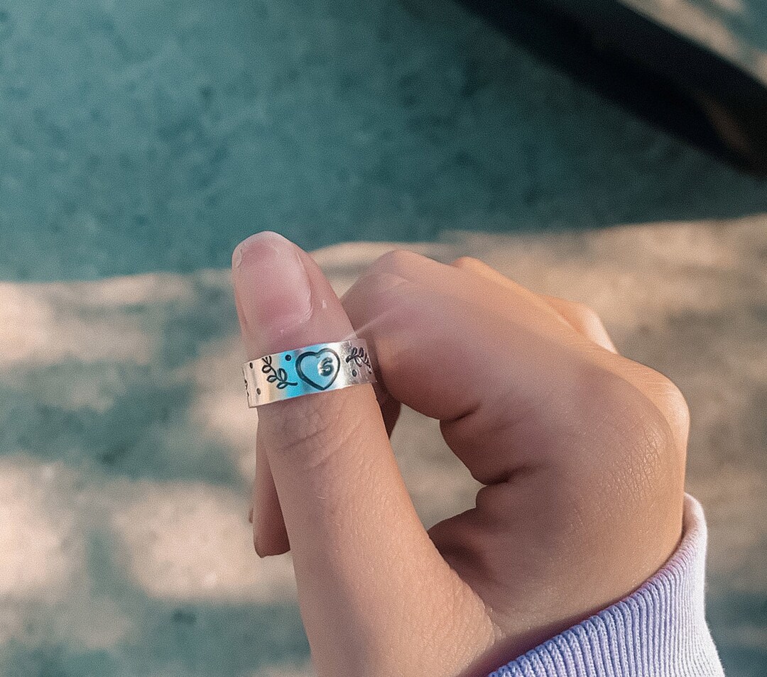 Heart Initial Band Ring - Etsy