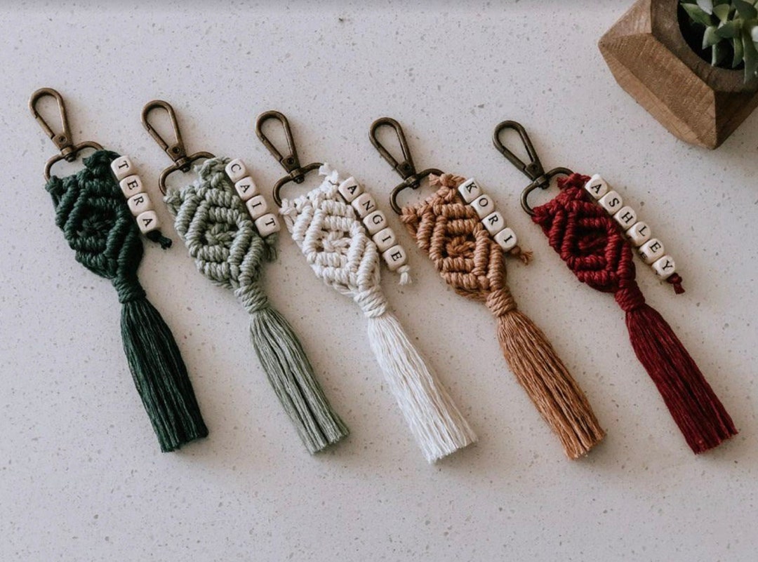 Custom Name Macramé Keychain - Etsy