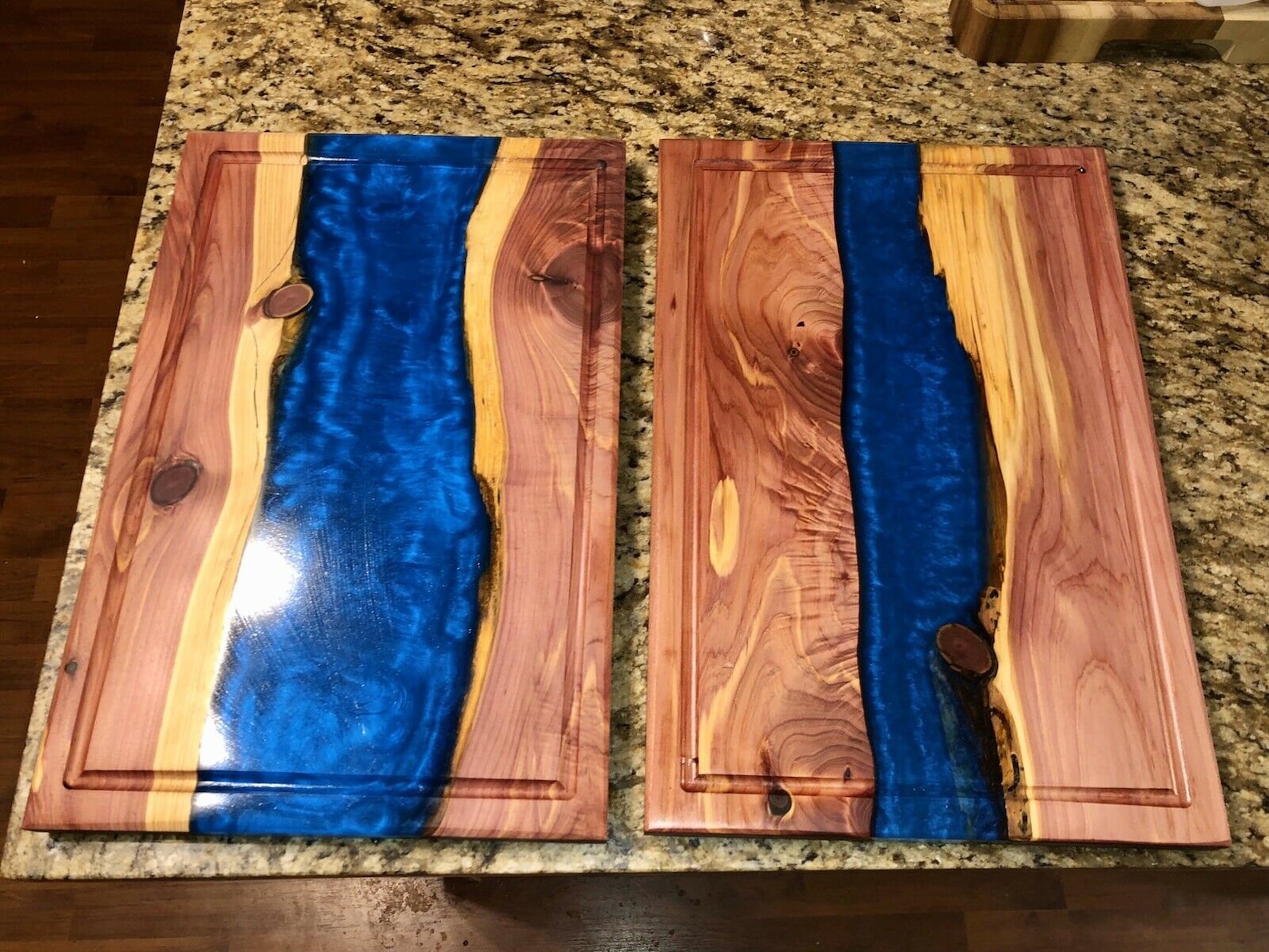 HANDCRAFTED Flowing River Cutting Board 18x12 Cedar & Resin - Etsy Canada