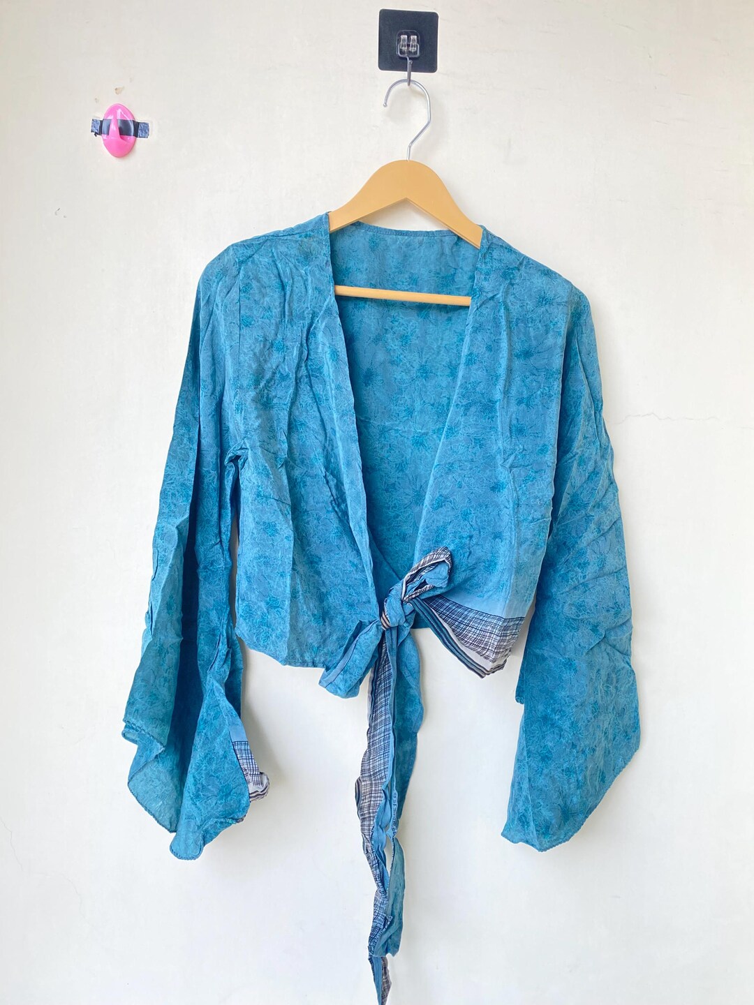 Beautiful Silk Sari Crop Top, Indian Silk Crop Top, Women's Clothing ...