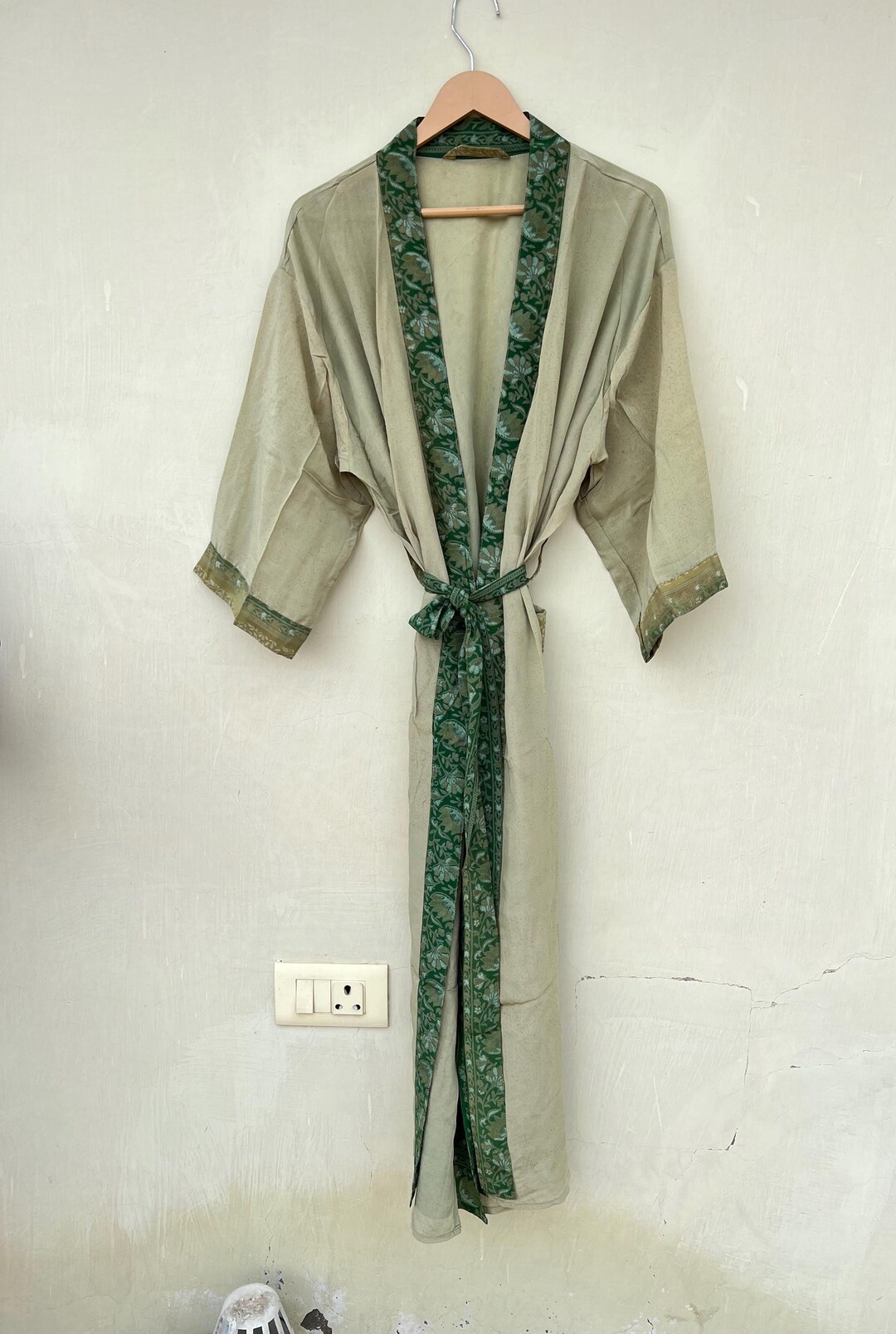 Fabulous Silk Robe, Indian Silk Robe, Floral Robe, Vintage Silk Robe ...
