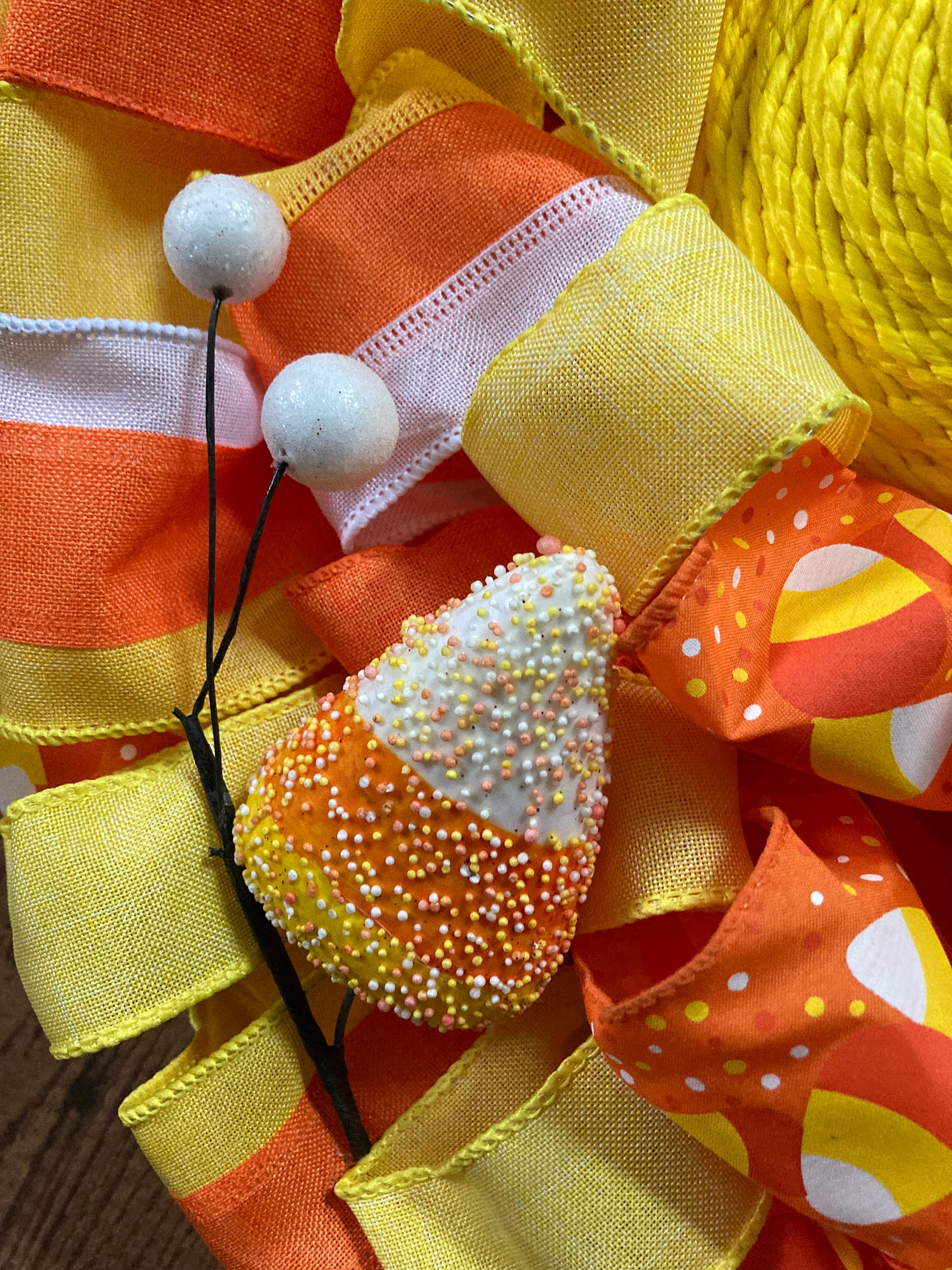UITC Candy Corn Ribbon Wreath With Yellow Center - Etsy