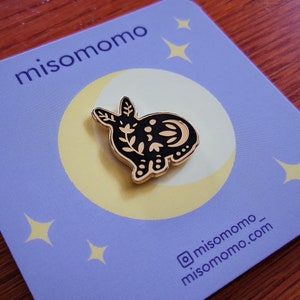 Moon Rabbit Miso Enamel Pin - Year of the Rabbit - Etsy