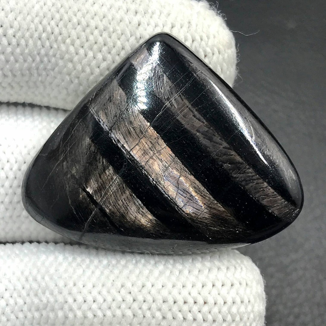 Hypersthene Cabochon...pear Cabochon...29x37x7 Mm...56 Cts...a#i9546 - Etsy