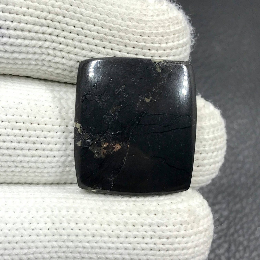 Shungite Cabochon... Cushion Cabochon...23x21x4 Mm...19 Cts...a#j6666 ...