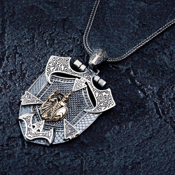 Knight Pendant - Etsy