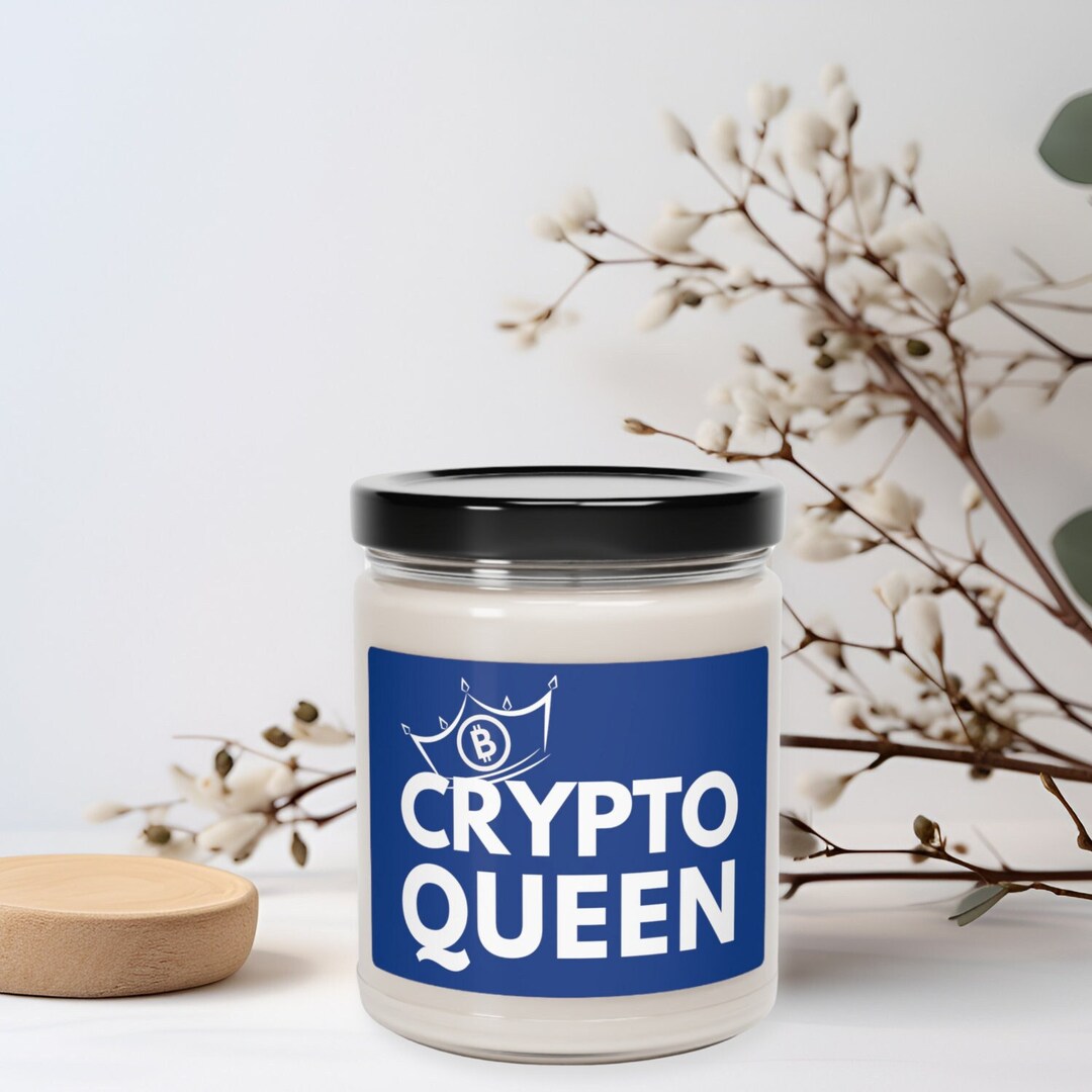 Crypto Queen Scented Soy Candle, Bitcoin Lover Candle Gift for Girlfriend & Tech Nerd Friend ...