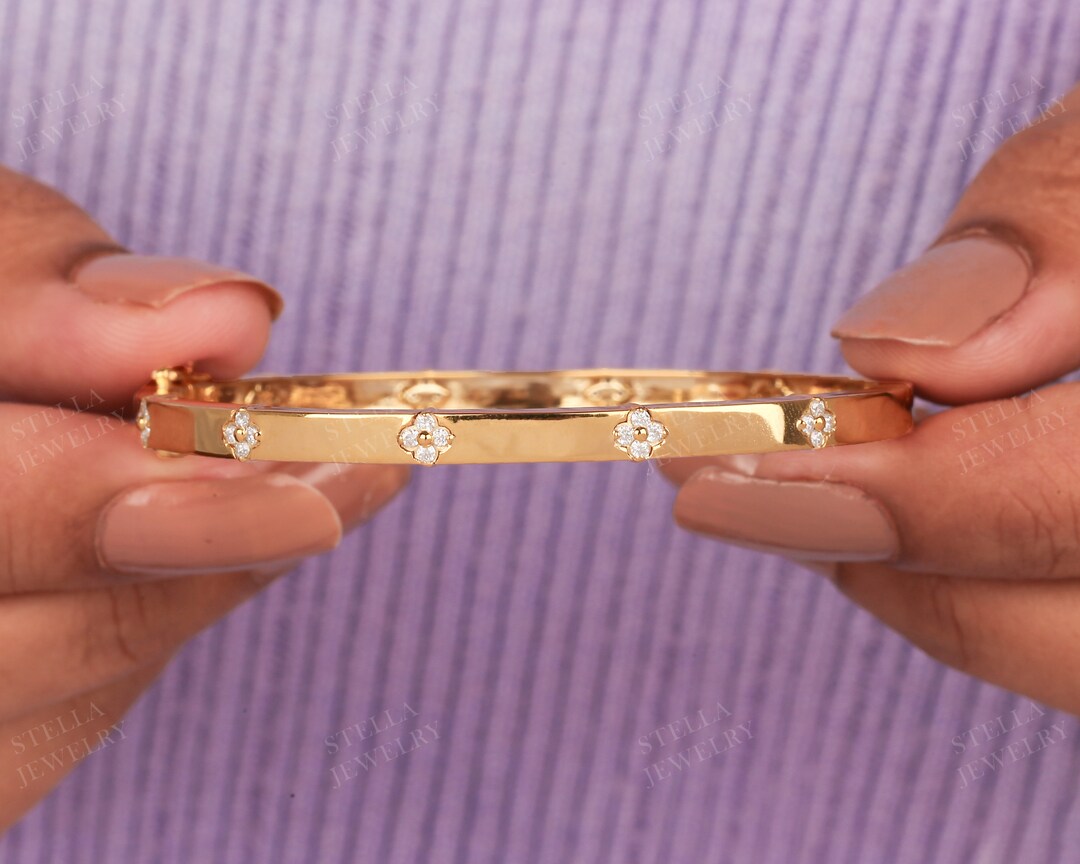 Flush Set Diamond Bracelet Clover Round Moissanite Bracelet Four Leaf ...