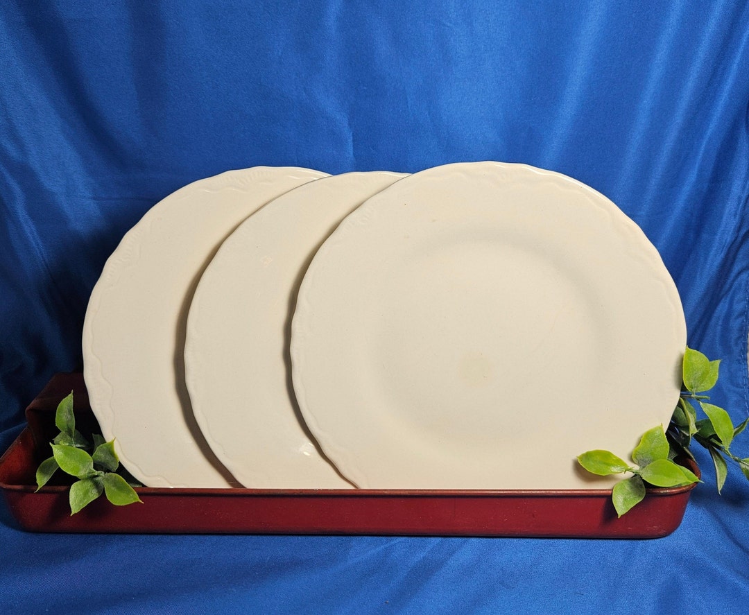 Scio Ransom Dessert or Salad Plates, Set of 3 in a Creamy off White ...