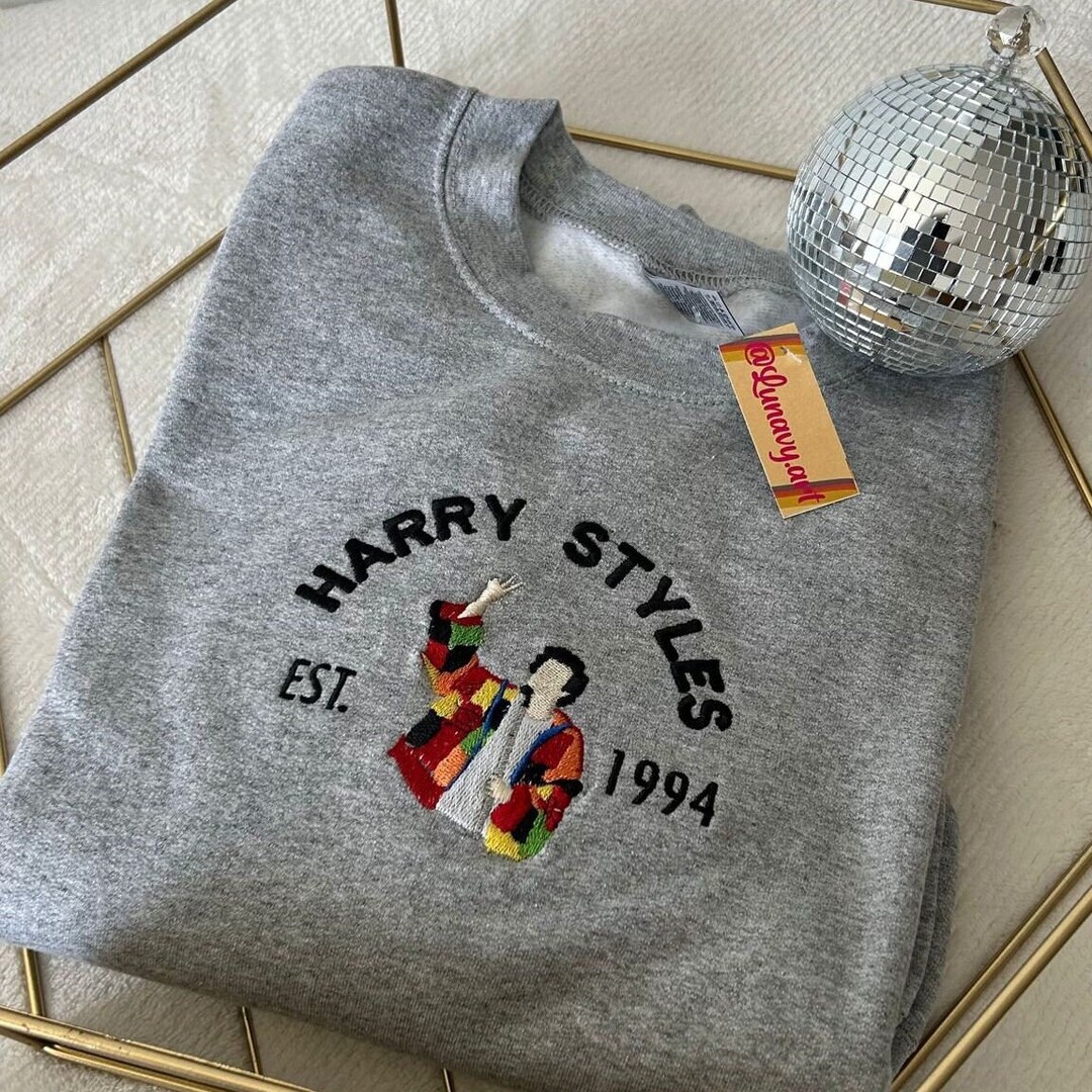 Harry Style Aesthetic Sweatshirts Embroidered Merch Hoddie Gift for ...