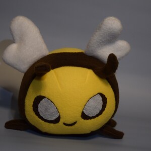 Handmade Cute Bumble Bee Plush - Etsy