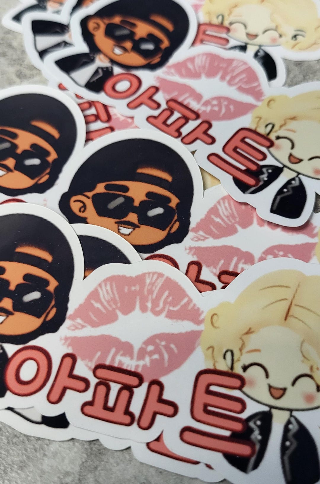 APT Chibi Sticker Rose & Bruno - Etsy