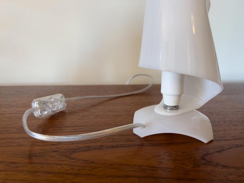 Vintage 1970's French Perspex Table Lamp "freeform" - Etsy