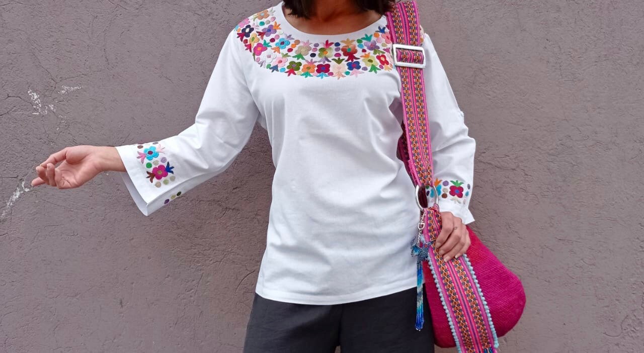 Zuleta Embroidered Blouse. Made in Ecuador 100% Cotton - Etsy