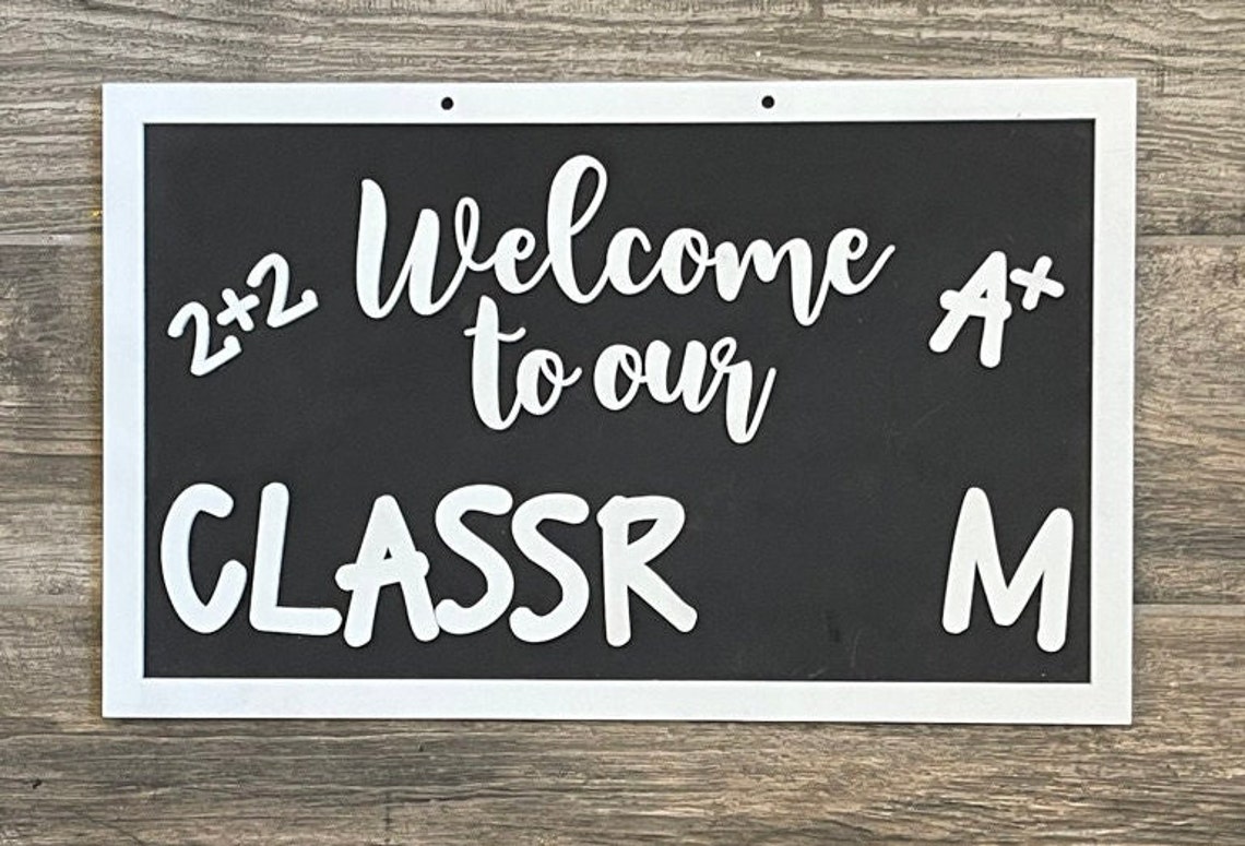 DIY Classroom Sign With Interchangeable Seasonal Pieces - Teacher Door ...