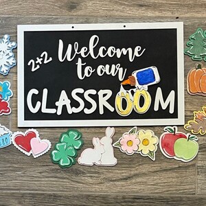 DIY Classroom Sign With Interchangeable Seasonal Pieces - Teacher Door ...