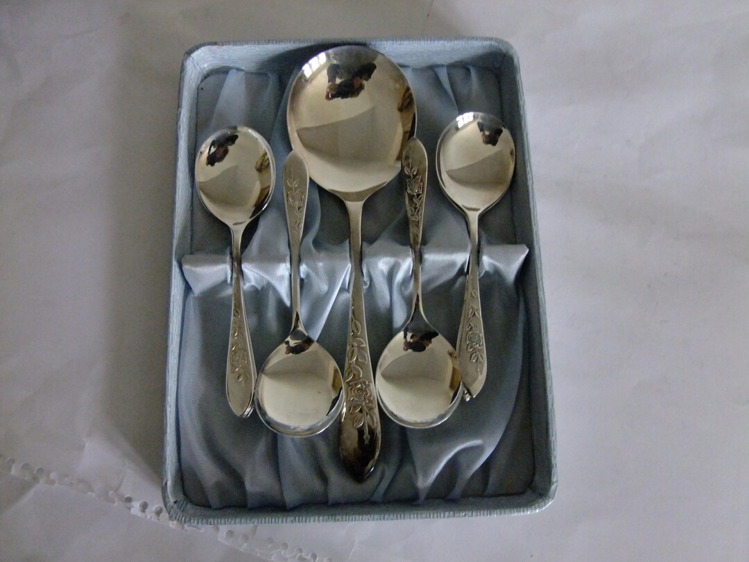 Vintage Viners Soup Spoons Boxed EPNS Silver Plated A1 Sheffield ...
