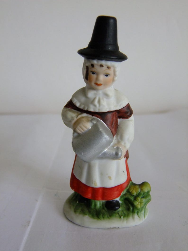 Vintage Kitsch Welsh Lady Ceramic Wales Souvenir Ornament Retro 60s 70s ...