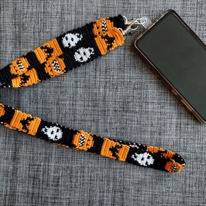 Halloween Crochet Crossbody Phone Strap Pattern: Spooky Season ...