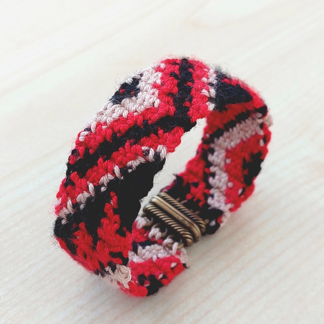 Aztec Crochet Bracelet Pattern, PDF Pattern, Woven Friendship Bracelet ...