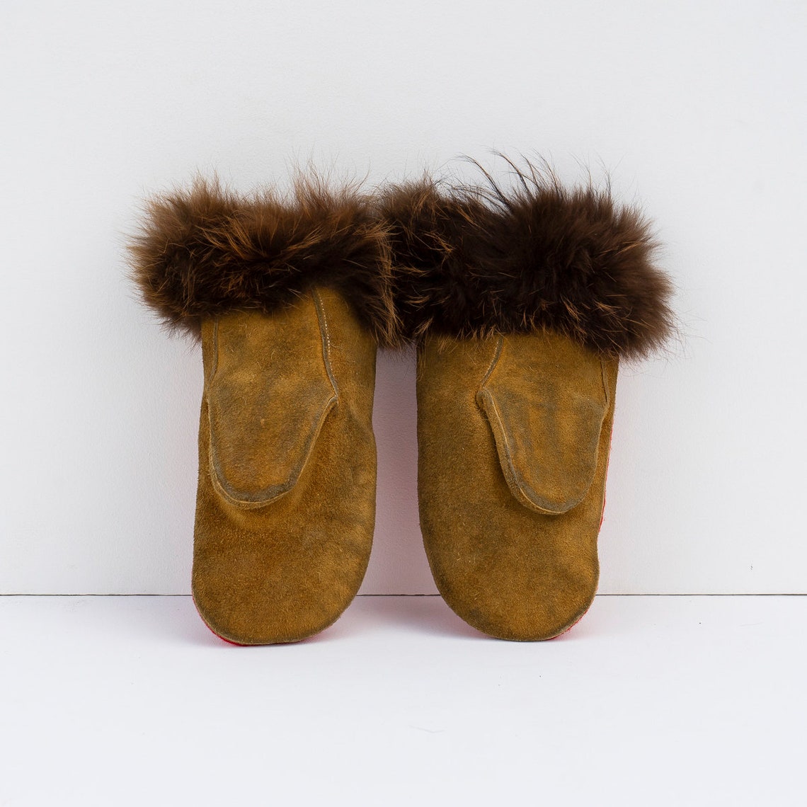 Vintage Ojibwe Beaded Felt and Moose Skin Gauntlet Mittens 1950s ...