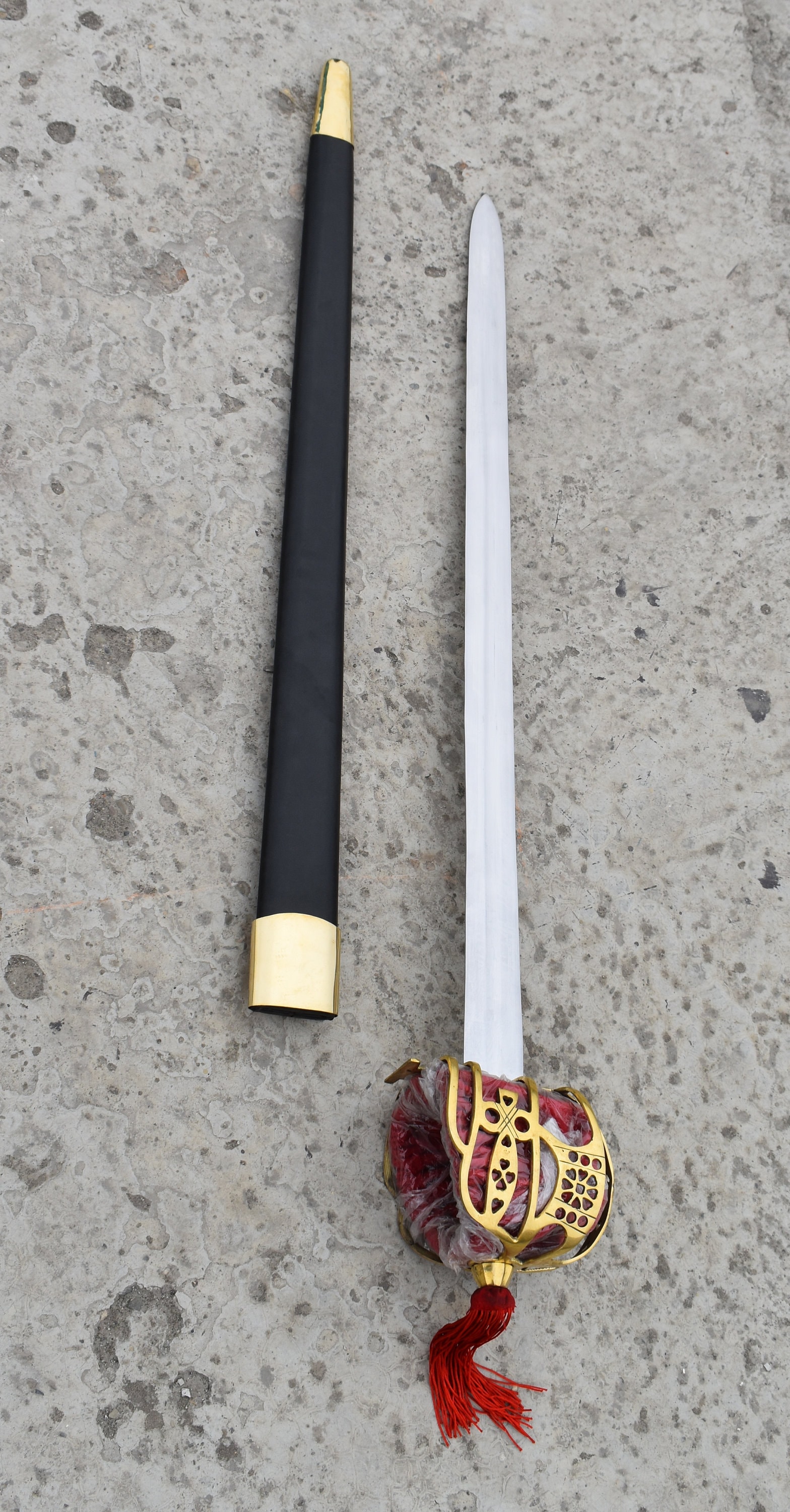 Highland Officer Decorative Sword – 1828 Pattern | Blunt Replica With ...
