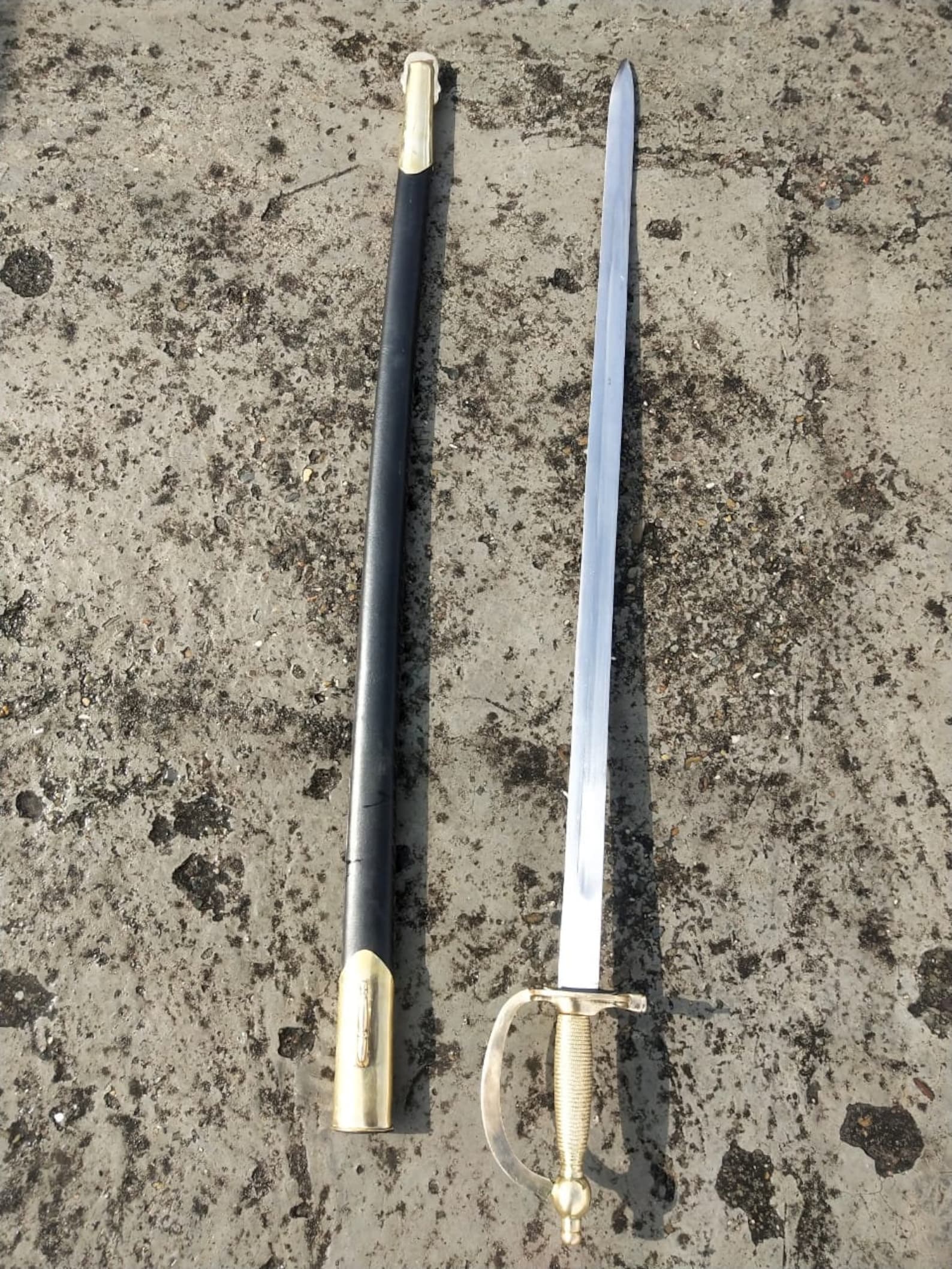 Decorative Medieval NCO Sword Replica With Display Scabbard & Pen ...