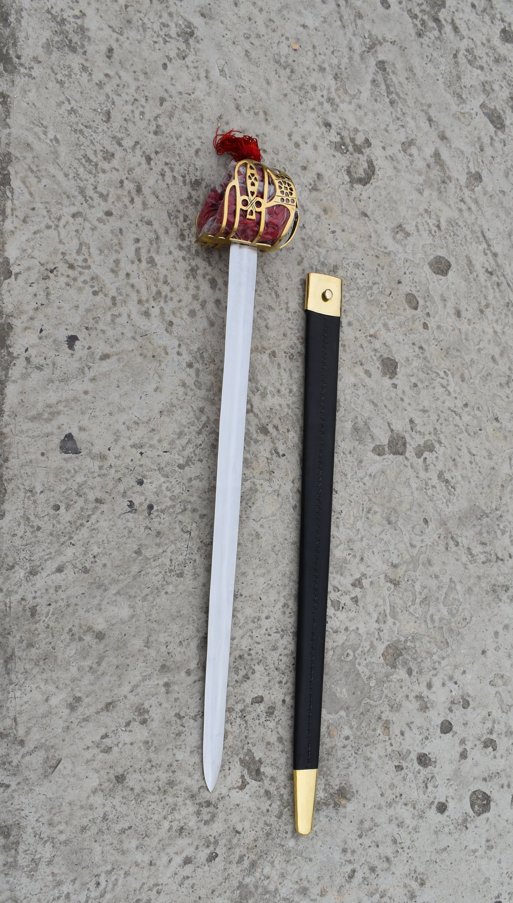 Highland Officer Decorative Sword – 1828 Pattern | Blunt Replica With ...