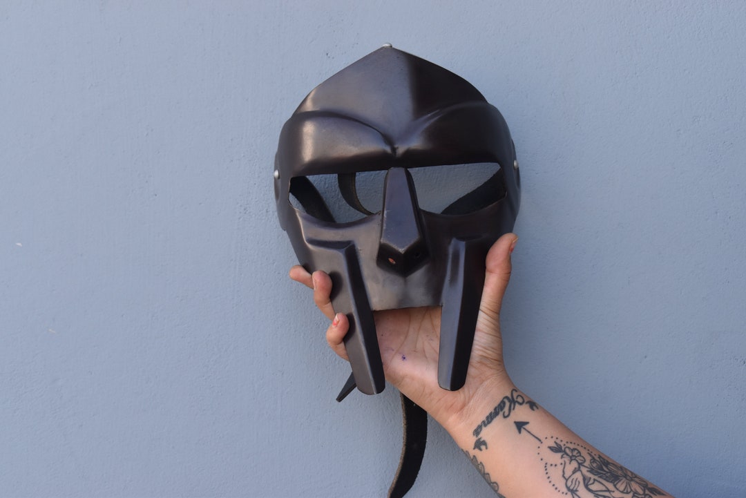 Buy Hand-crafted Medieval Steel Gladiator Face Mask Hand-forged Sca ...