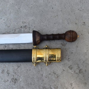 Handcrafted Roman Gladius Replica | Decorative Sword With Wooden Handle ...