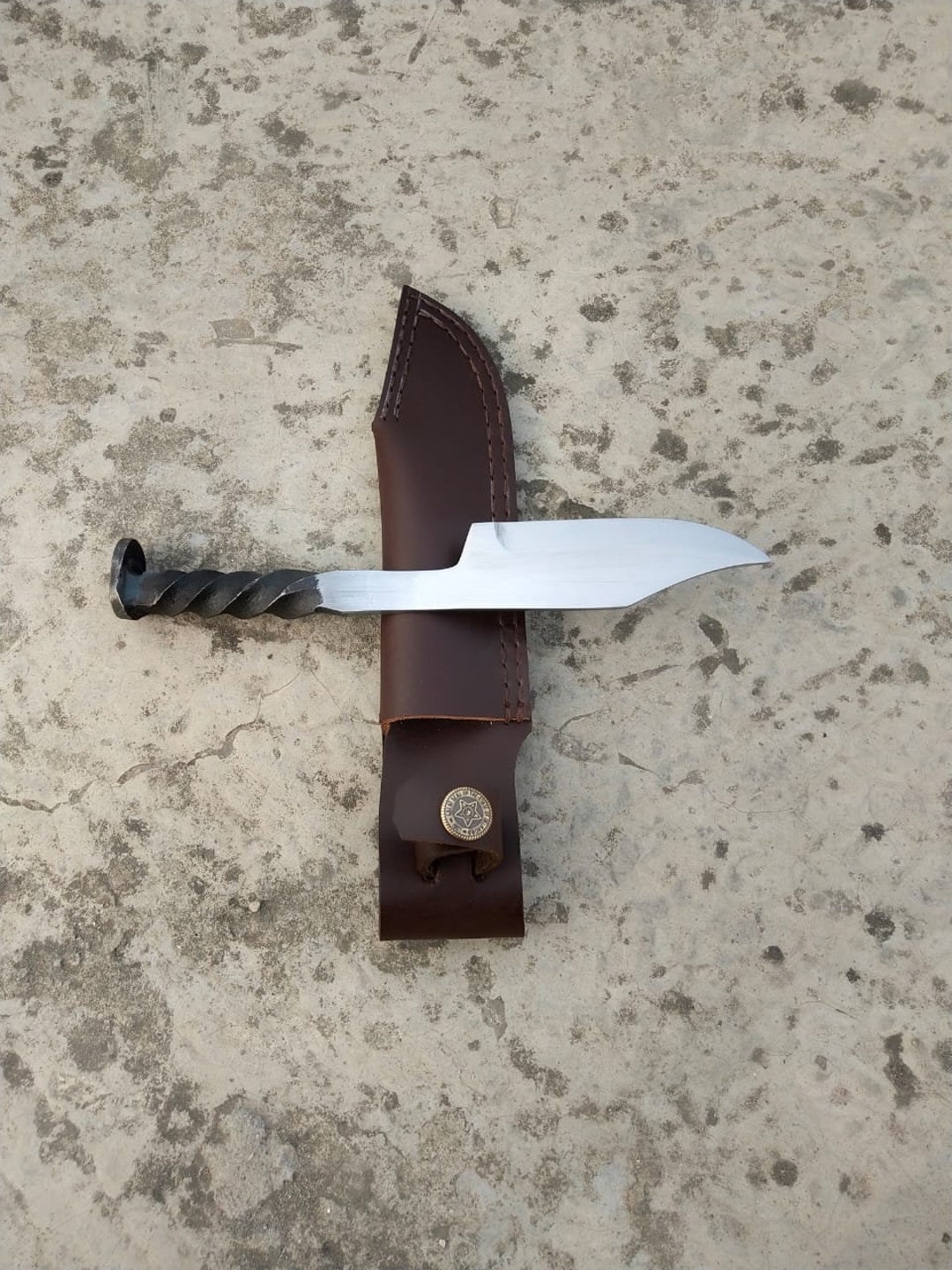 Hand Forged Railroad Spike Knife Twisted Handle Decorative Cosplay