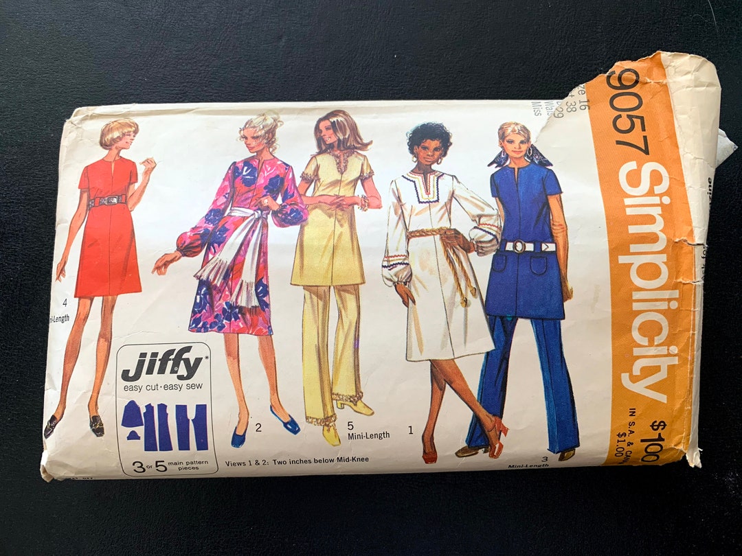 Simplicité 9057 Modèle de couture de robe pour femme, Modèle de ...