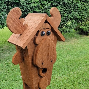 Hanging Moose Bird House - 1 Nesting Compartments - Amish Handmade ...