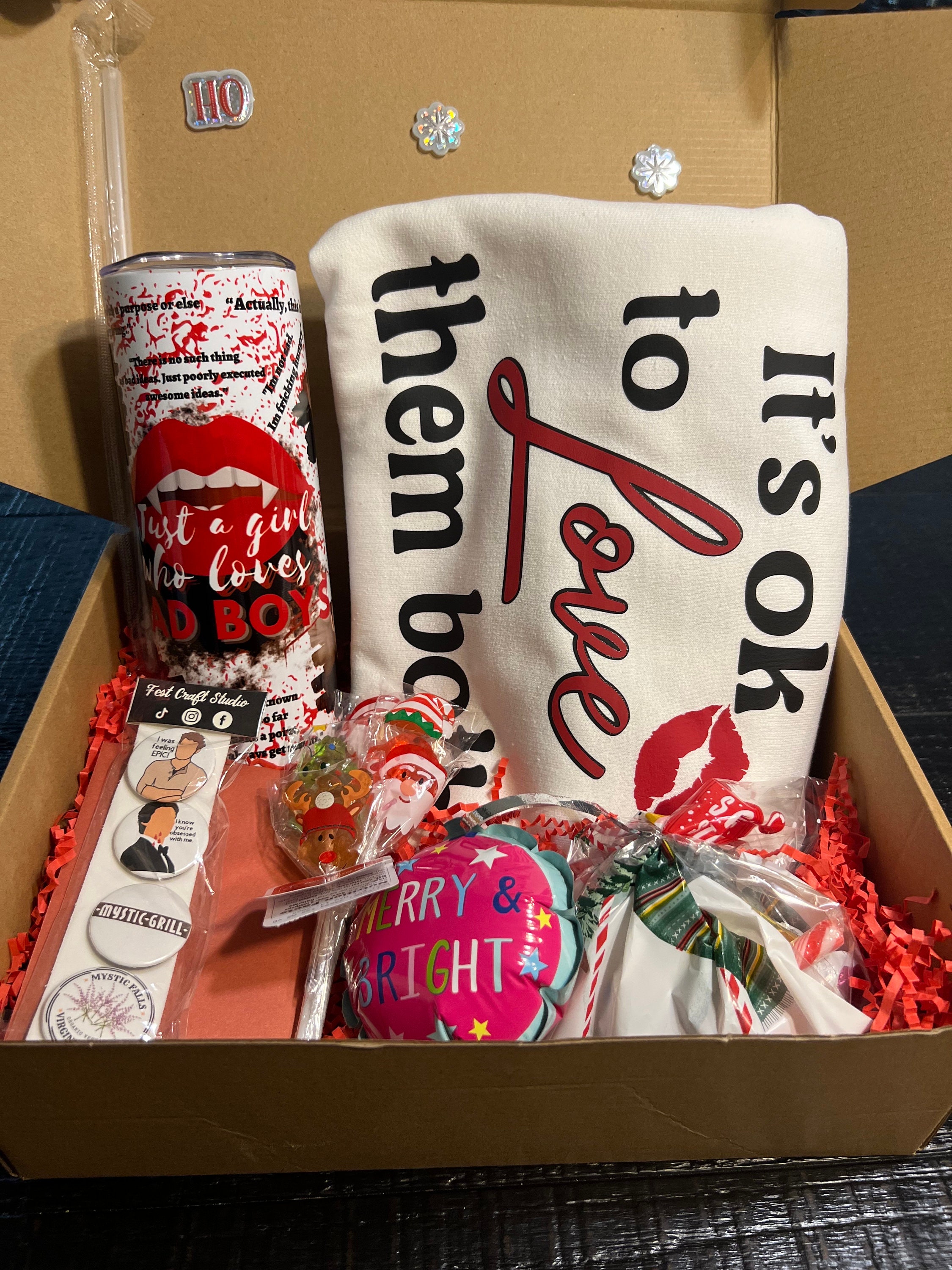 TVD/TO Fans Gift Box|it’s Ok to Love Them Both |20oz Skinny Tumbler ...