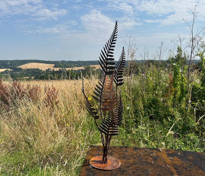 Fern Sculpture With Fern Leaves - Garden Sculpture Rustic Rusty Garden ...