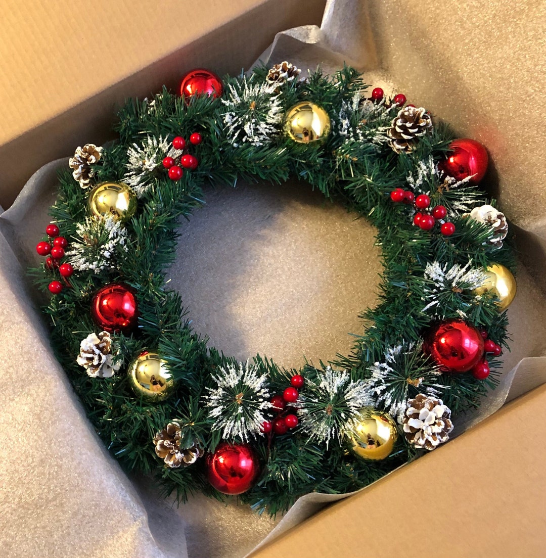 Christmas Wreath for Front Door, Bulb Christmas Decor, Bulb Christmas ...