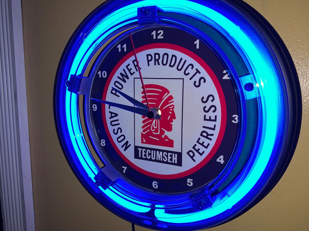 Tecumseh Motors Engine Garage Man Cave Bar Retro Neon Wall Clock Man ...