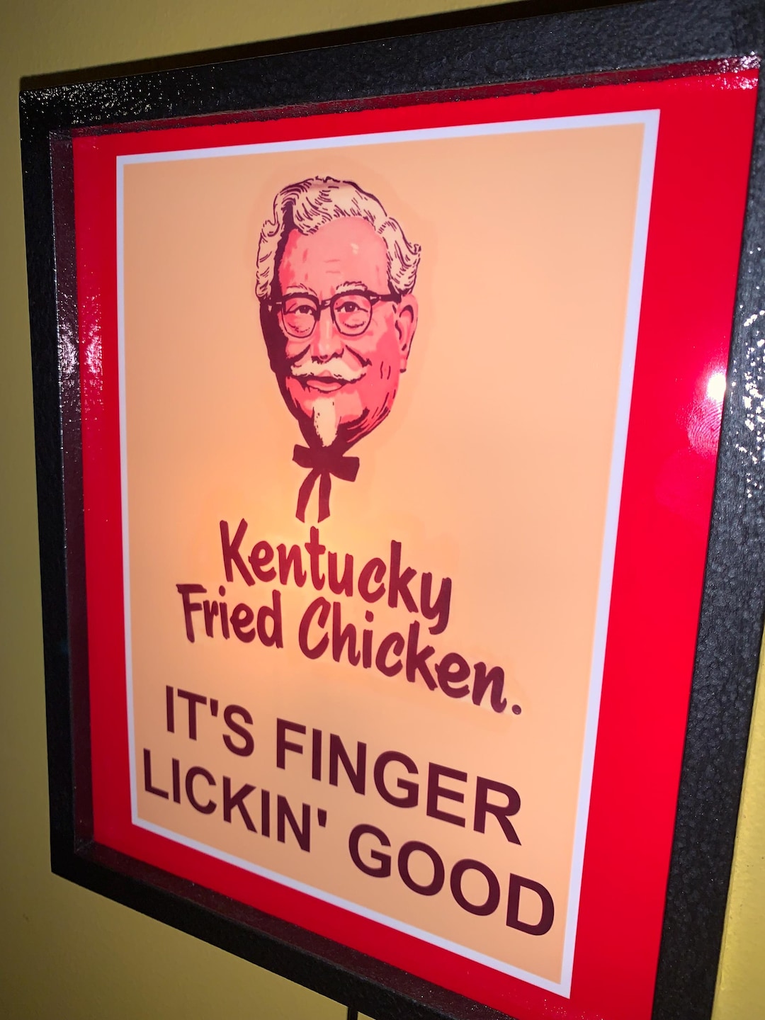 KFC Kentucky Fried Chicken Colonel Restaurant Diner Kitchen Bar Man ...